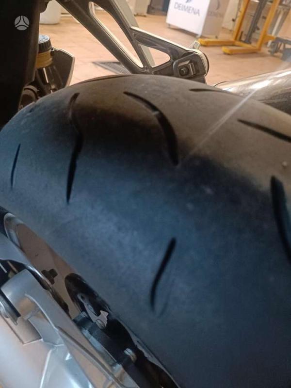 Grey BMW K 1200S 2005 in Siauliai, with an engine capacity of 1.16 L and mileage of 44 thousand km for 4100 €, photo 11 on AUTOMOTO.COM.LV