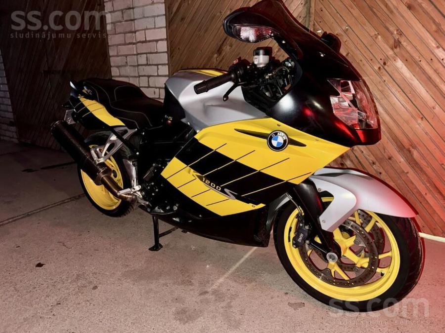 BMW K 1200S 2005 Rīga, ar dzinēja tilpumu 1.20 L un nobraukumu 0 tūkst. km par 3300 €, foto 5 vietnē AUTOMOTO.COM.LV