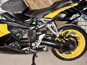 BMW K 1200S 2005 Rīga, ar dzinēja tilpumu 1.20 L un nobraukumu 0 tūkst. km par 3300 €, foto 6 vietnē AUTOMOTO.COM.LV