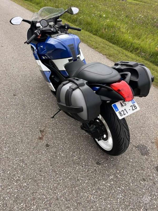 BMW K 1200S 2005 Tauragė, ar dzinēja tilpumu 1.16 L un nobraukumu 44 tūkst. km par 3100 €, foto 3 vietnē AUTOMOTO.COM.LV