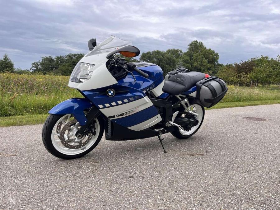 BMW K 1200S 2005 Tauragė, ar dzinēja tilpumu 1.16 L un nobraukumu 44 tūkst. km par 3100 €, foto 5 vietnē AUTOMOTO.COM.LV