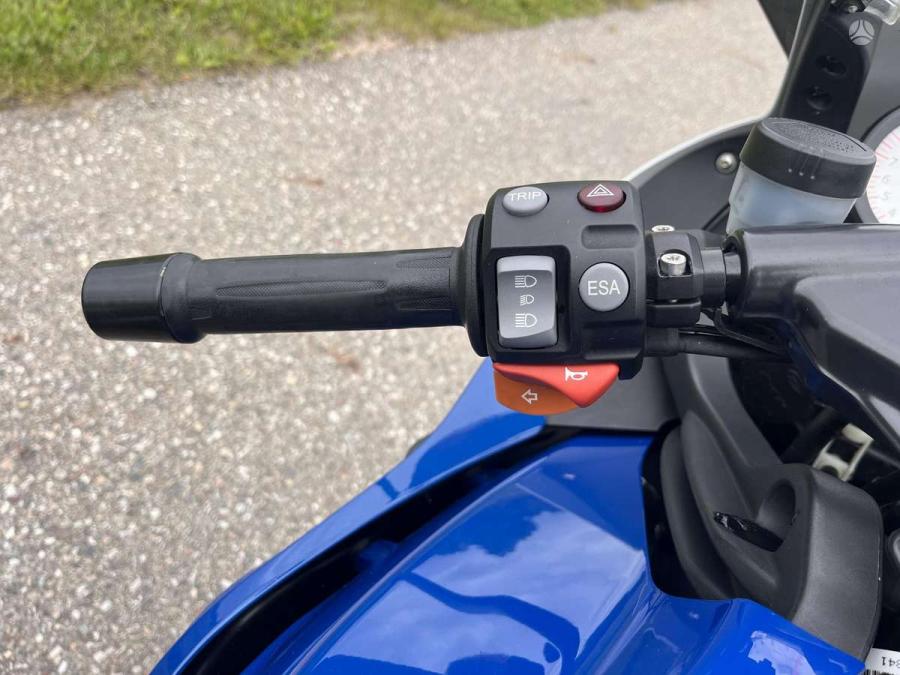BMW K 1200S 2005 Tauragė, ar dzinēja tilpumu 1.16 L un nobraukumu 44 tūkst. km par 3100 €, foto 13 vietnē AUTOMOTO.COM.LV