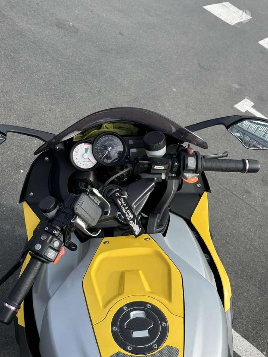 BMW K 1200S 2005 in Vilnius, with an engine capacity of 1.16 L and mileage of 43 thousand km for 3350 €, photo 6 on AUTOMOTO.COM.LV