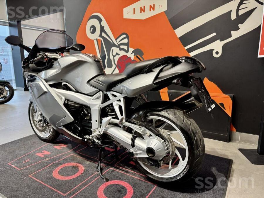 BMW K 1200S 2006 in Riga, with an engine capacity of 1.20 L and mileage of 0 thousand km for 3999 €, photo 4 on AUTOMOTO.COM.LV