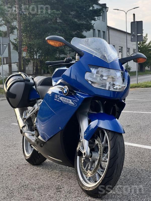 BMW K 1200S 2006 in Daugavpils, with an engine capacity of 1.20 L and mileage of 0 thousand km for 3500 €, photo 1 on AUTOMOTO.COM.LV