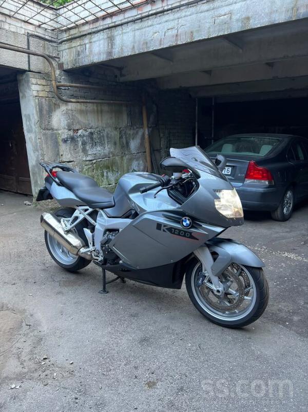 BMW K 1200S 2006 Rīga, ar dzinēja tilpumu 1.20 L un nobraukumu 0 tūkst. km par 3550 €, foto 5 vietnē AUTOMOTO.COM.LV