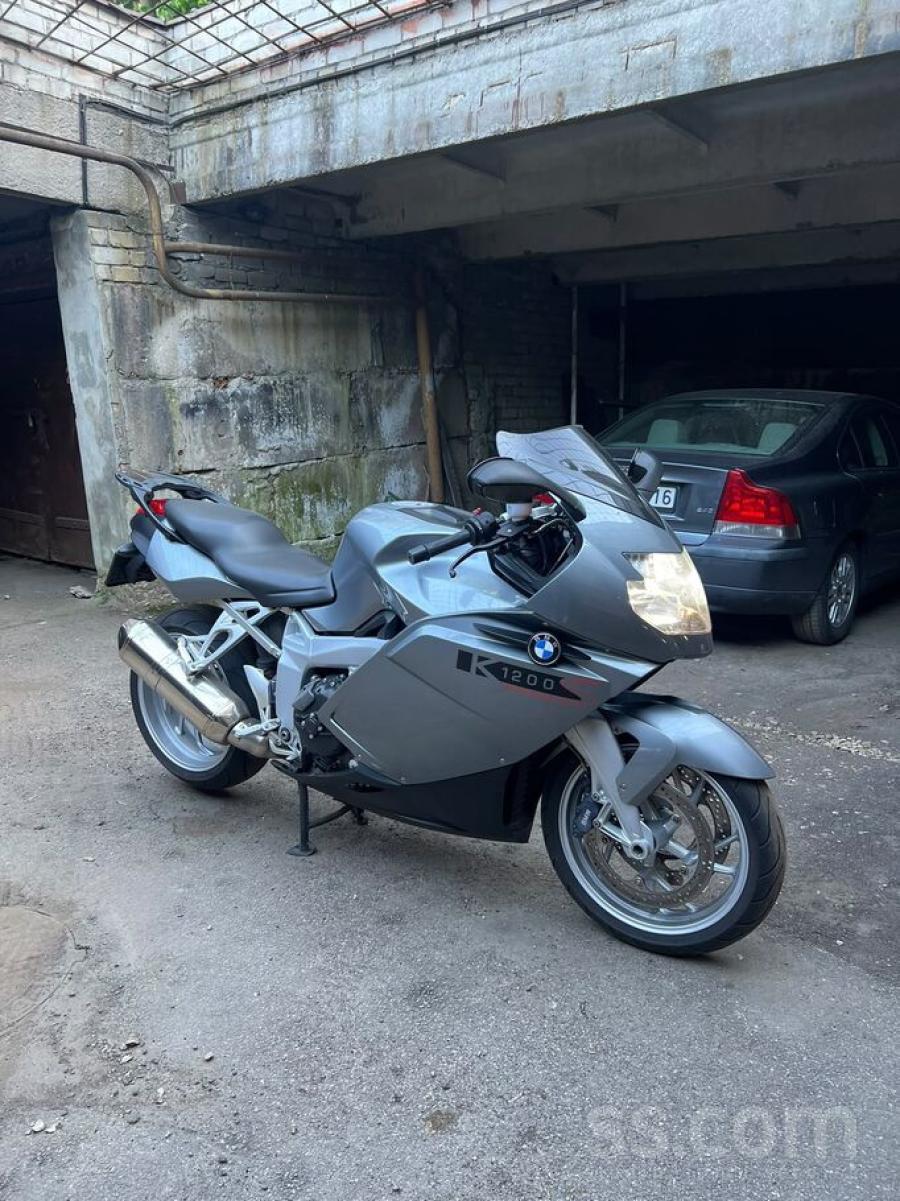BMW K 1200S 2006 in Riga, with an engine capacity of 1.20 L and mileage of 0 thousand km for 3550 €, photo 6 on AUTOMOTO.COM.LV