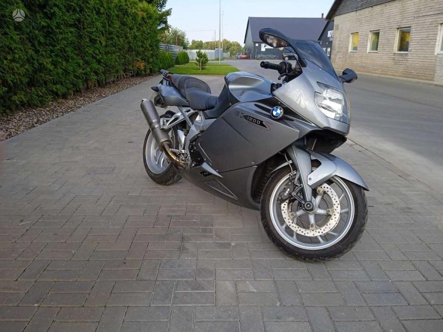 BMW K 1200S 2006 Tauragė, ar dzinēja tilpumu 1.20 L un nobraukumu 43 tūkst. km par 2700 €, foto 16 vietnē AUTOMOTO.COM.LV