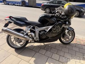 БМВ K 1200S 2008 в Рига, объемом двигателя 1.20 л и пробегом 0 тыс. км за 2900 €, фото 1 на AUTOMOTO.COM.LV