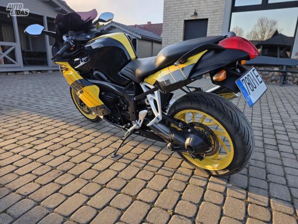 Желтый БМВ K 1200S 2005 в Паланга, объемом двигателя 1.16 л и пробегом 45 тыс. км за 3950 €, фото 5 на AUTOMOTO.COM.LV