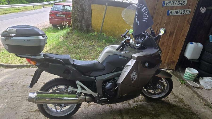 Pelēks BMW K 1300GT 2009 Viļņa, ar dzinēja tilpumu 1.30 L un nobraukumu 59 tūkst. km par 5499 €, foto 4 vietnē AUTOMOTO.COM.LV