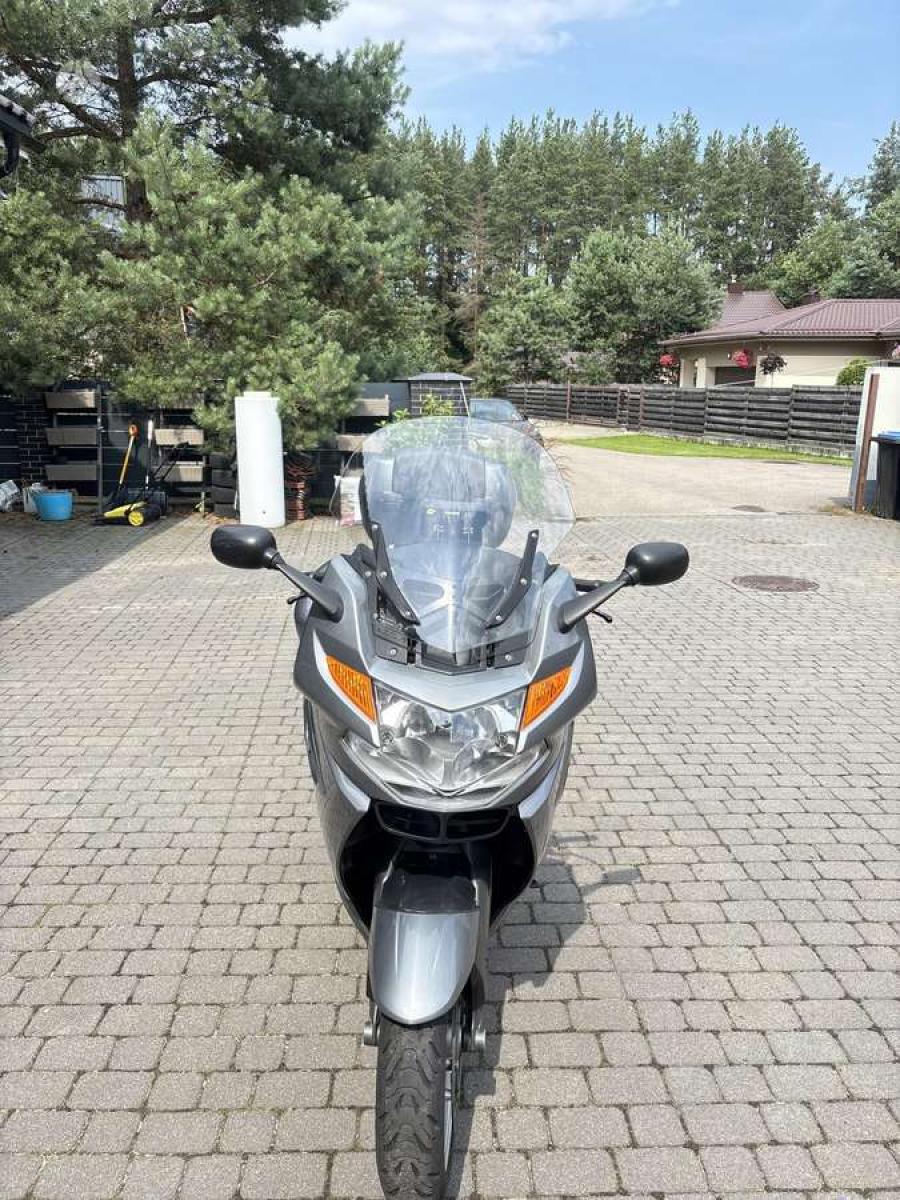 Grey BMW K 1300GT 2011 in Vilnius, with an engine capacity of 1.30 L and mileage of 143 thousand km for 3800 €, photo 3 on AUTOMOTO.COM.LV