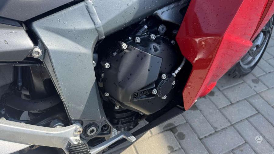 Red BMW K 1300GT 2010 in Kaunas, with an engine capacity of 1.30 L and mileage of 104 thousand km for 7000 €, photo 10 on AUTOMOTO.COM.LV