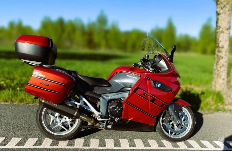 Red BMW K 1300GT 2010 in Jonava, with an engine capacity of 1.30 L and mileage of 60 thousand km for 6700 €, photo 4 on AUTOMOTO.COM.LV