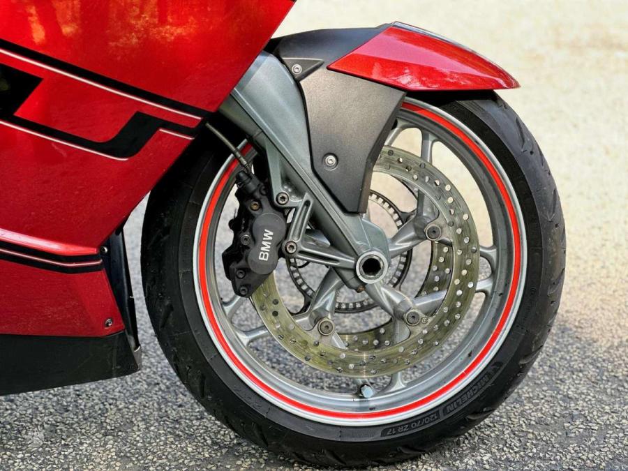 Red BMW K 1300GT 2010 in Jonava, with an engine capacity of 1.30 L and mileage of 60 thousand km for 6700 €, photo 7 on AUTOMOTO.COM.LV