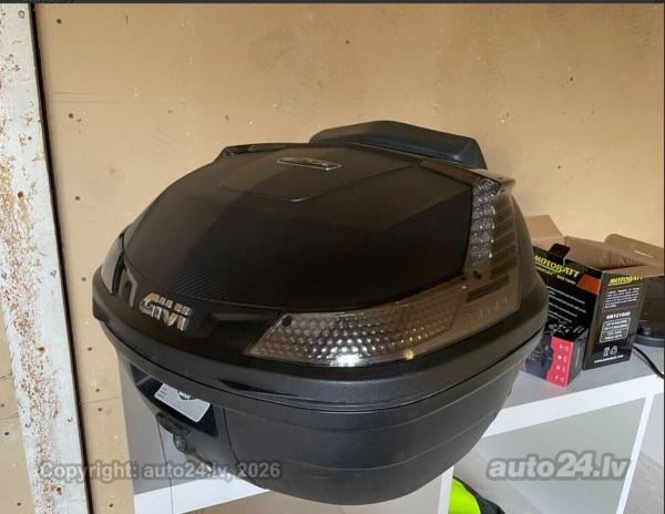 Black BMW K 1300R 2013 in Tallinn, with an engine capacity of 1.29 L and mileage of 43 thousand km for 6999 €, photo 10 on AUTOMOTO.COM.LV