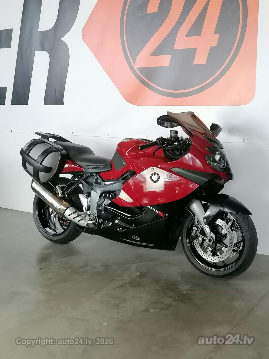 Черный БМВ K 1300S 2010 в Таллин, объемом двигателя 1.29 л и пробегом 56 тыс. км за 5900 €, фото 1 на AUTOMOTO.COM.LV