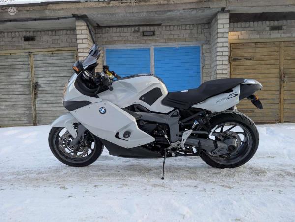 Pelēks BMW K 1300S 2009 Kauņa, ar dzinēja tilpumu 1.30 L un nobraukumu 41 tūkst. km par 3250 €, foto 3 vietnē AUTOMOTO.COM.LV