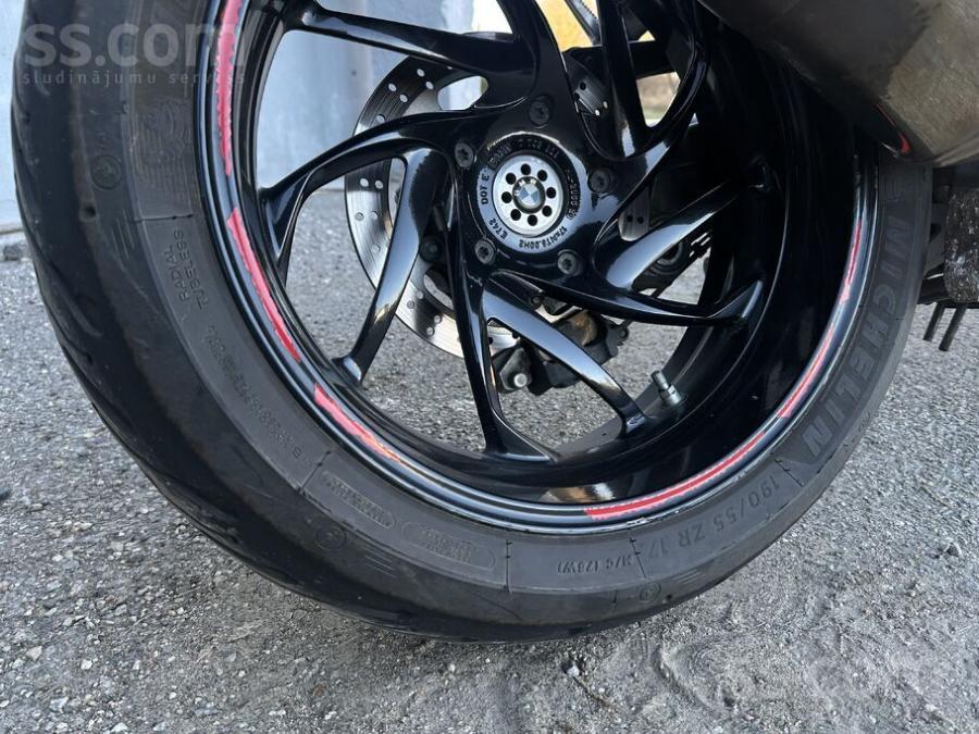 BMW K 1300S 2010 Valmiera, ar dzinēja tilpumu 1.29 L un nobraukumu 0 tūkst. km par 4900 €, foto 10 vietnē AUTOMOTO.COM.LV
