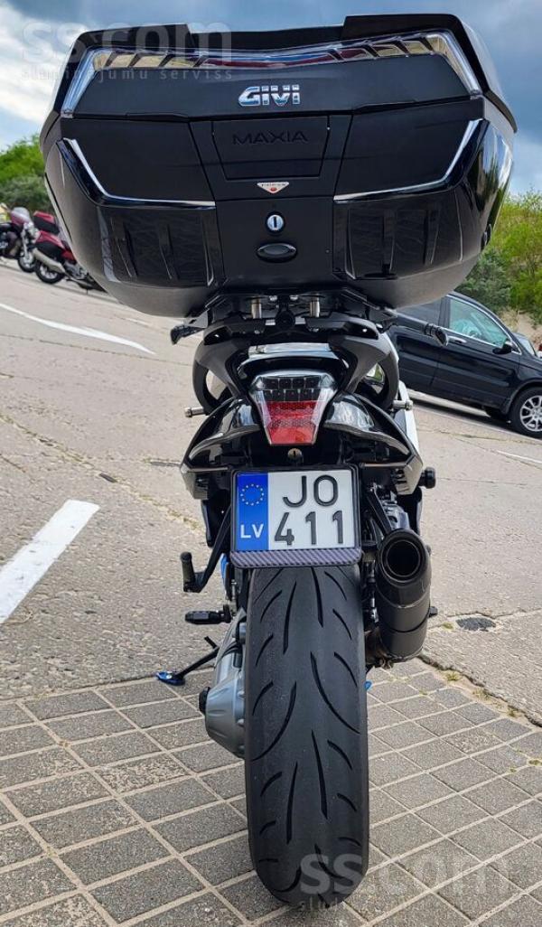 BMW K 1300S 2012 Rīga, ar dzinēja tilpumu 1.30 L un nobraukumu 0 tūkst. km par 9500 €, foto 4 vietnē AUTOMOTO.COM.LV