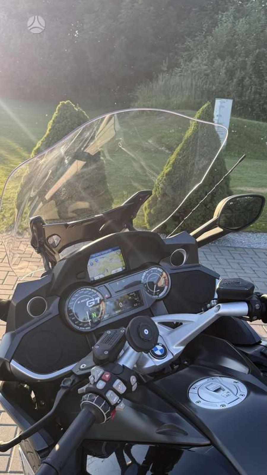 Черный БМВ K 1600GT 2017 в Вильнюс, объемом двигателя 1.60 л и пробегом 40 тыс. км за 14200 €, фото 8 на AUTOMOTO.COM.LV
