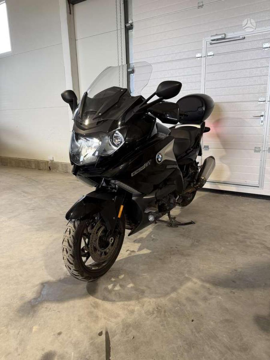 Черный БМВ K 1600GT 2019 в Каунас, объемом двигателя 1.65 л и пробегом 15 тыс. км за 15200 €, фото 4 на AUTOMOTO.COM.LV