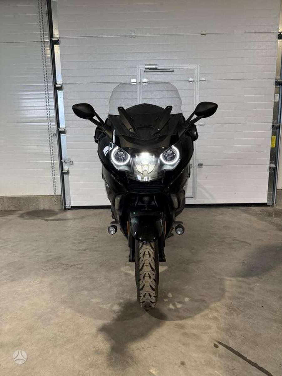 Черный БМВ K 1600GT 2019 в Каунас, объемом двигателя 1.65 л и пробегом 15 тыс. км за 15200 €, фото 5 на AUTOMOTO.COM.LV