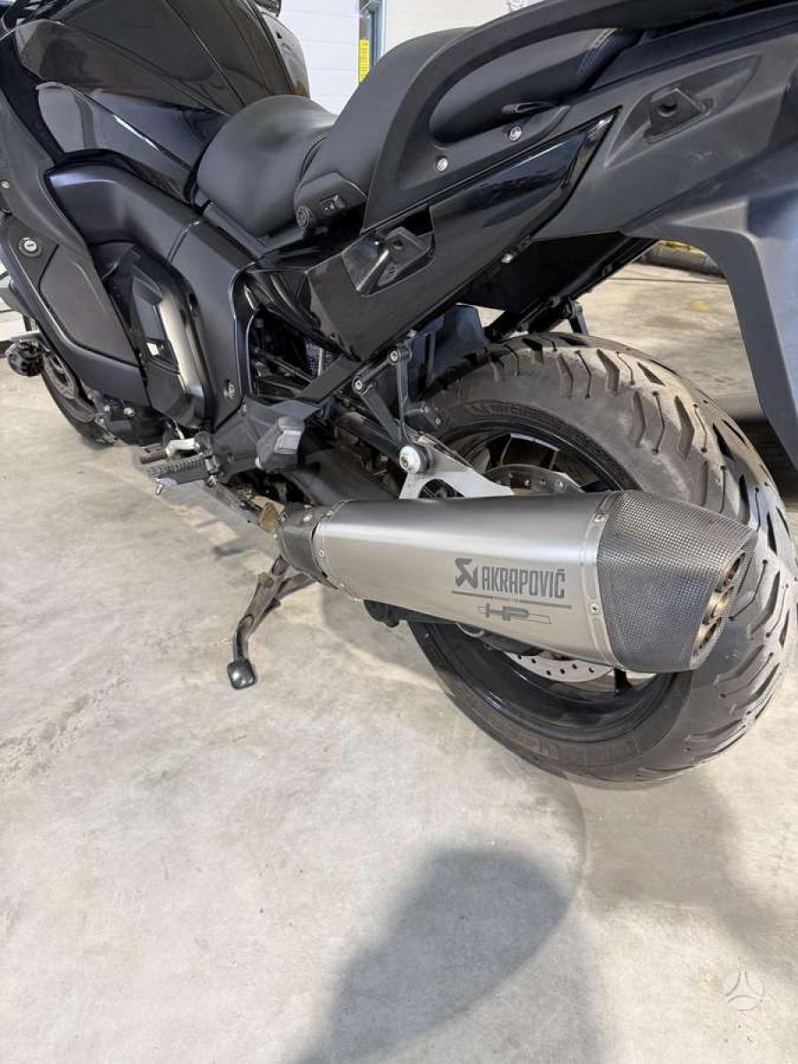 Черный БМВ K 1600GT 2019 в Каунас, объемом двигателя 1.65 л и пробегом 15 тыс. км за 15200 €, фото 17 на AUTOMOTO.COM.LV