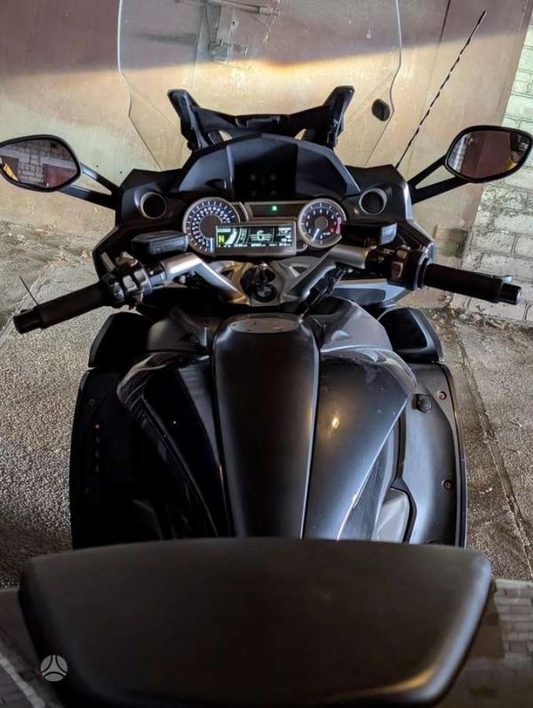 Grey BMW K 1600GT 2014 in Kaunas, with an engine capacity of 1.65 L and mileage of 75 thousand km for 6000 €, photo 7 on AUTOMOTO.COM.LV