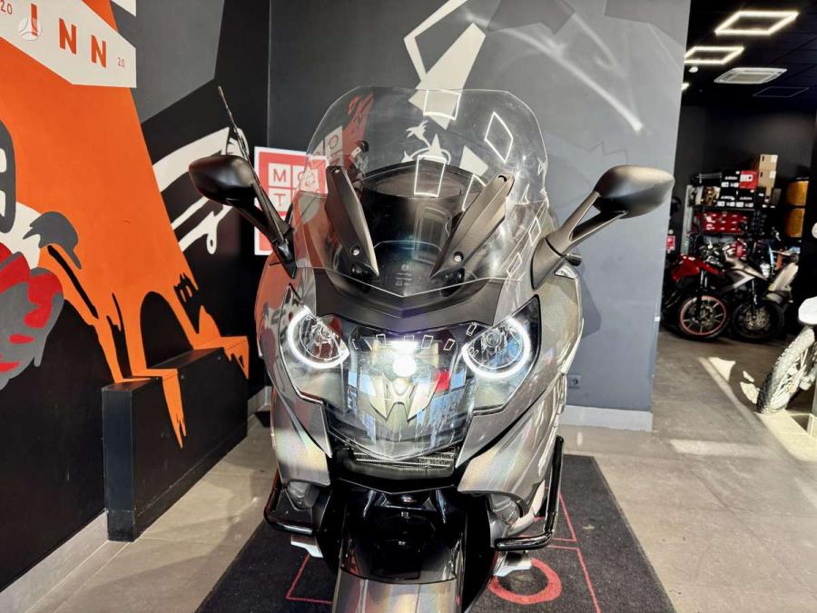 Grey BMW K 1600GT 2018 in Vilnius, with an engine capacity of 1.60 L and mileage of 41 thousand km for 12699 €, photo 9 on AUTOMOTO.COM.LV
