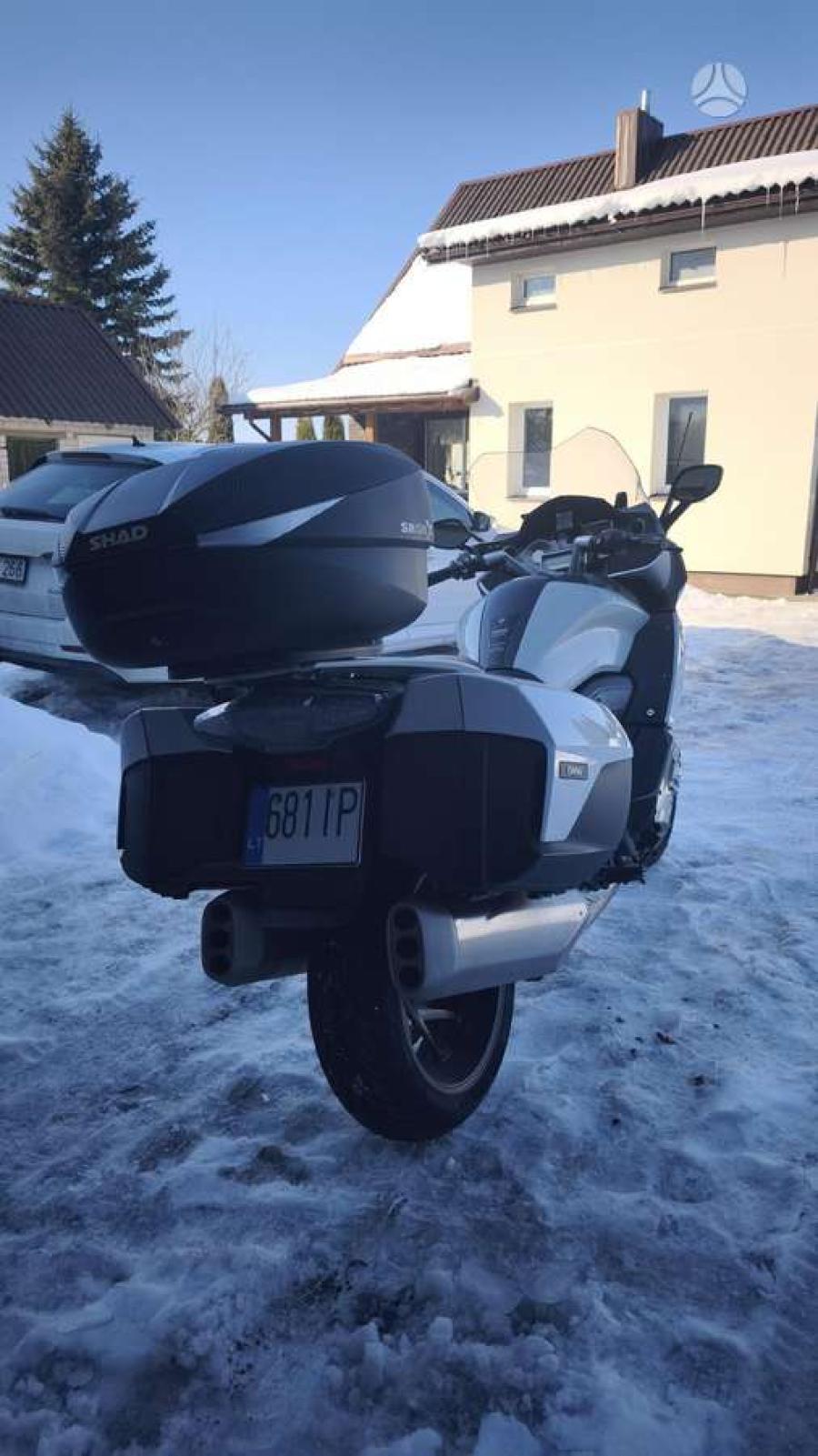 Balts BMW K 1600GT 2012 Klaipėda, ar dzinēja tilpumu 1.60 L un nobraukumu 85 tūkst. km par 8000 €, foto 4 vietnē AUTOMOTO.COM.LV