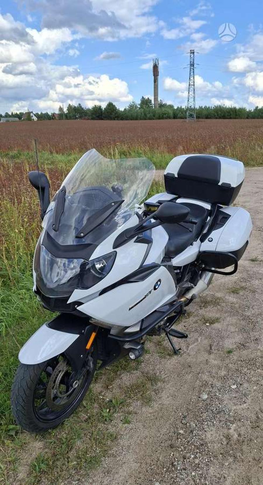 Balts BMW K 1600GT 2015 Viļņa, ar dzinēja tilpumu 1.65 L un nobraukumu 97 tūkst. km par 10200 €, foto 3 vietnē AUTOMOTO.COM.LV
