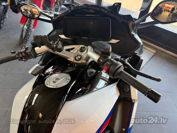 Balts BMW K 1600GT 2023 Tallina, ar dzinēja tilpumu 1.65 L un nobraukumu 5 tūkst. km par 20990 €, foto 4 vietnē AUTOMOTO.COM.LV