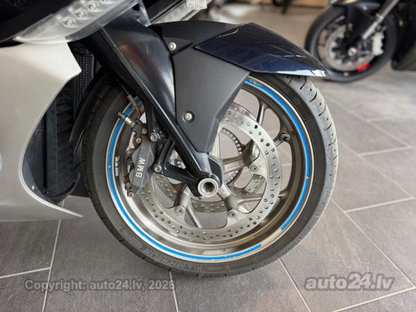 BMW K 1600GTL 2011 in Tallinn, with an engine capacity of 1.65 L and mileage of 60 thousand km for 10490 €, photo 8 on AUTOMOTO.COM.LV