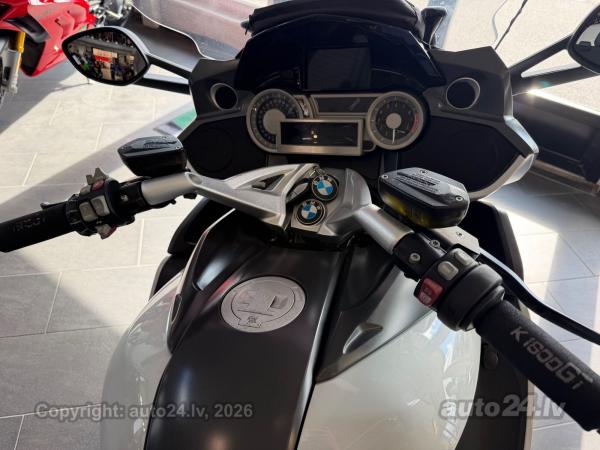 White BMW K 1600GTL 2013 in Tallinn, with an engine capacity of 1.65 L and mileage of 97 thousand km for 5990 €, photo 4 on AUTOMOTO.COM.LV