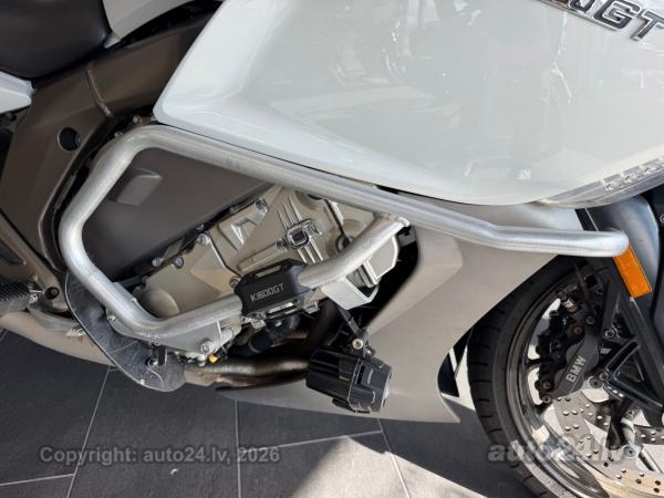 White BMW K 1600GTL 2013 in Tallinn, with an engine capacity of 1.65 L and mileage of 97 thousand km for 5990 €, photo 10 on AUTOMOTO.COM.LV