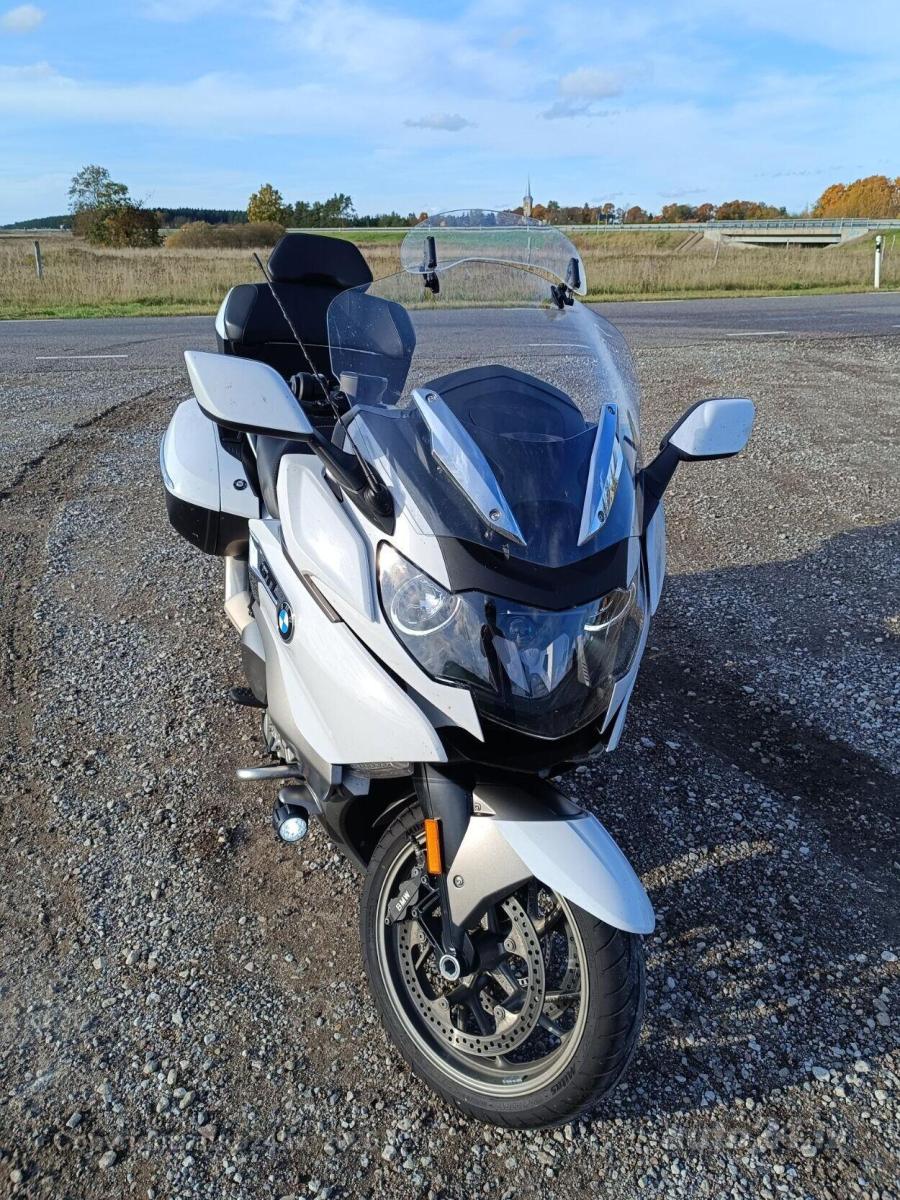 White BMW K 1600GTL 2019 in Tallinn, with an engine capacity of 1.65 L and mileage of 50 thousand km for 15500 €, photo 2 on AUTOMOTO.COM.LV