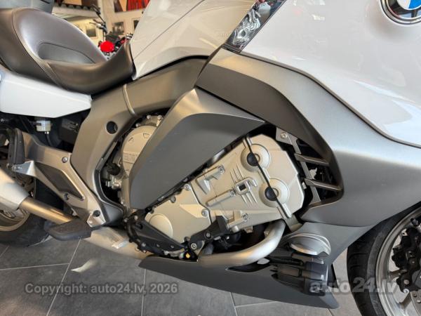 White BMW K 1600GTL 2019 in Tallinn, with an engine capacity of 1.65 L and mileage of 48 thousand km for 15990 €, photo 9 on AUTOMOTO.COM.LV