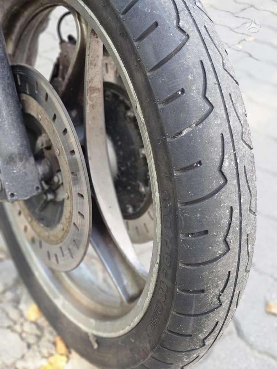 Melns BMW K 75 1992 Viļņa, ar dzinēja tilpumu 0.74 L un nobraukumu 142 tūkst. km par 990 €, foto 8 vietnē AUTOMOTO.COM.LV