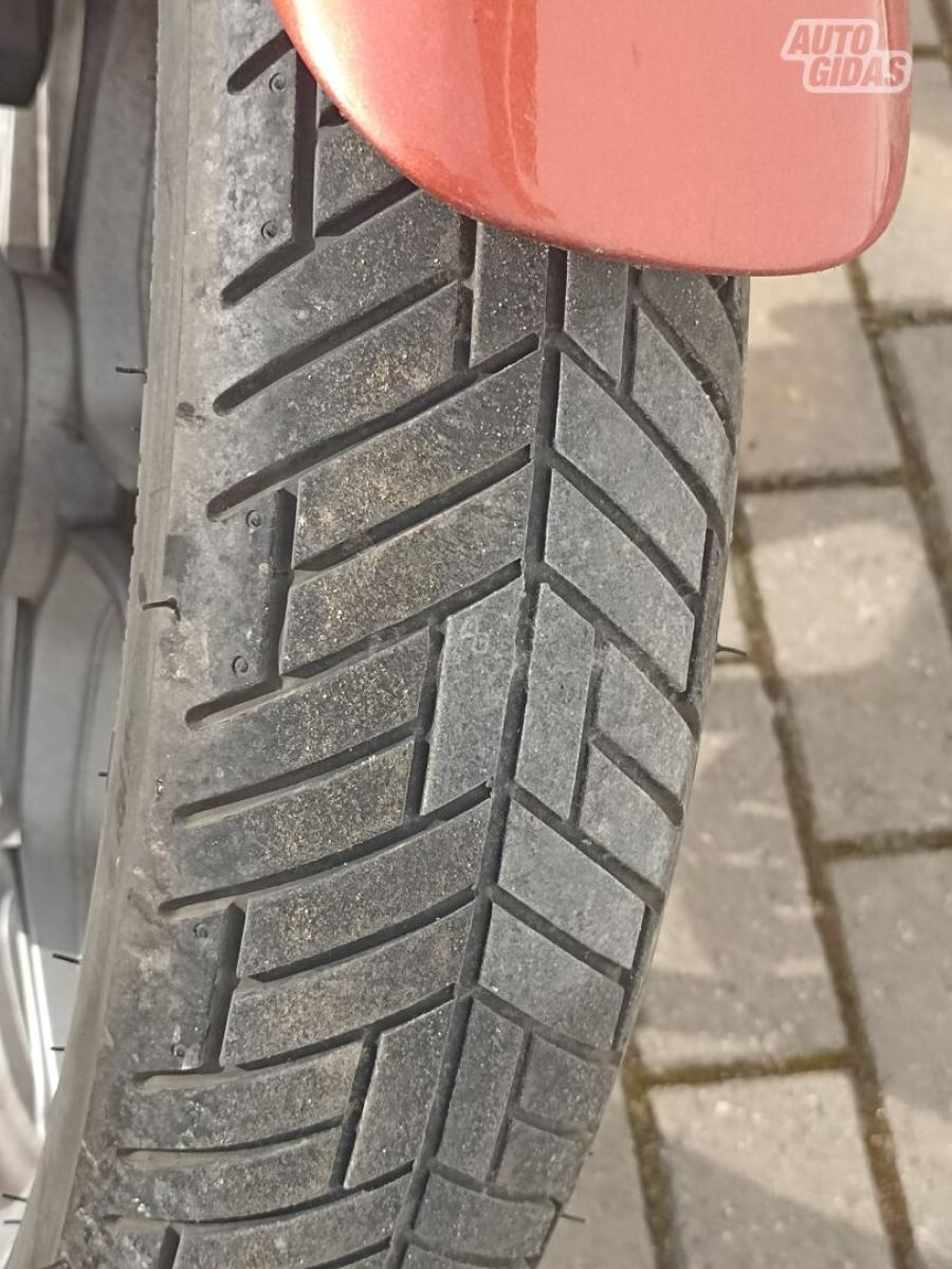 Sarkans BMW K 1986 Kauņa, ar dzinēja tilpumu 0.98 L un nobraukumu 0 tūkst. km par 2100 €, foto 7 vietnē AUTOMOTO.COM.LV