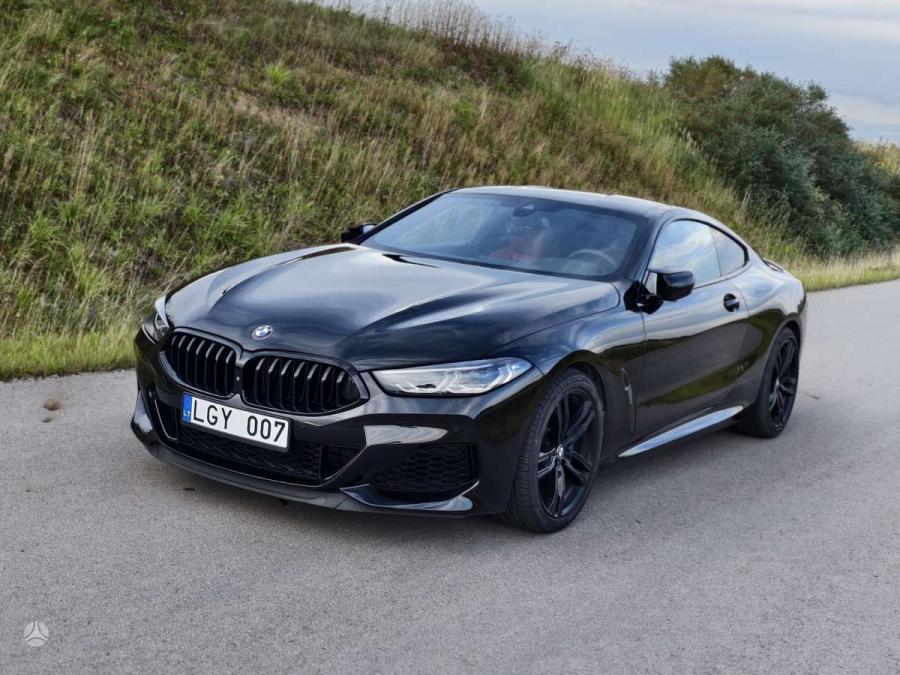 Black BMW M 850 2019 in Siauliai, with an engine capacity of 4.40 L and mileage of 86 thousand km for 43500 €, photo 3 on AUTOMOTO.COM.LV