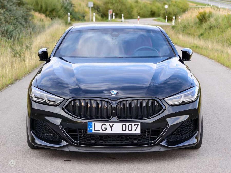 Black BMW M 850 2019 in Siauliai, with an engine capacity of 4.40 L and mileage of 86 thousand km for 43500 €, photo 9 on AUTOMOTO.COM.LV