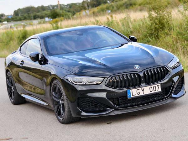 Black BMW M 850 2019 in Siauliai, with an engine capacity of 4.40 L and mileage of 86 thousand km for 43500 €, photo 11 on AUTOMOTO.COM.LV