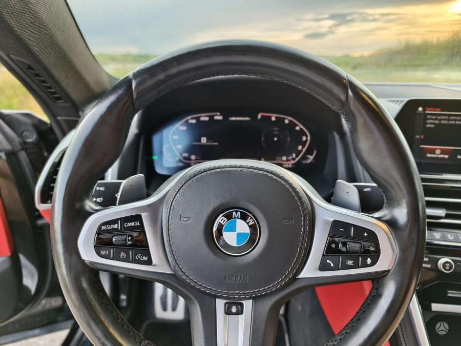 Black BMW M 850 2019 in Siauliai, with an engine capacity of 4.40 L and mileage of 86 thousand km for 43500 €, photo 20 on AUTOMOTO.COM.LV