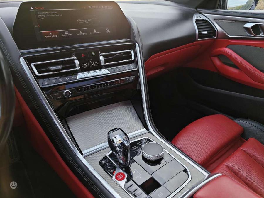 Black BMW M 850 2019 in Siauliai, with an engine capacity of 4.40 L and mileage of 86 thousand km for 43500 €, photo 27 on AUTOMOTO.COM.LV