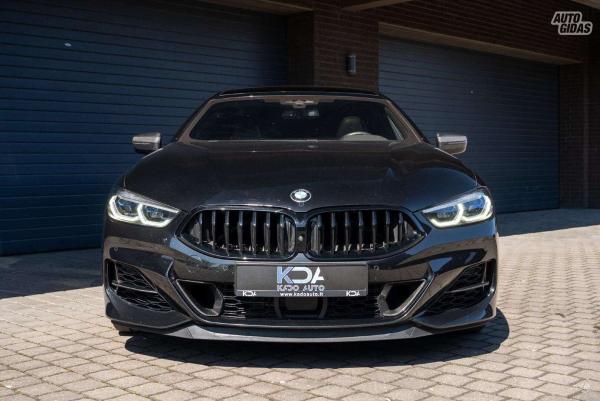 Melns BMW M 850 2020 Marijampole, ar dzinēja tilpumu 4.40 L un nobraukumu 116 tūkst. km par 43850 €, foto 3 vietnē AUTOMOTO.COM.LV