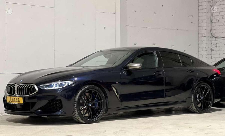 Black BMW M 850 2020 in Klaipeda, with an engine capacity of 4.40 L and mileage of 102 thousand km for 42500 €, photo 14 on AUTOMOTO.COM.LV