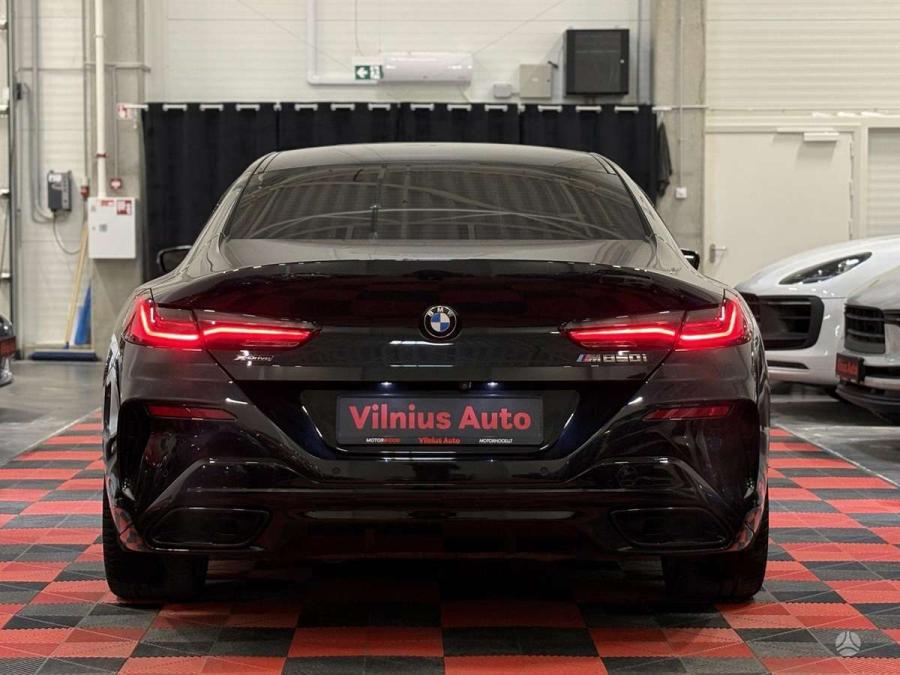 Black BMW M 850 2020 in Vilnius, with an engine capacity of 4.40 L and mileage of 79 thousand km for 46900 €, photo 6 on AUTOMOTO.COM.LV