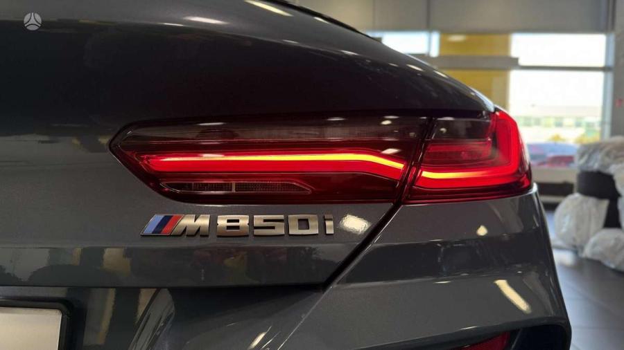 Синий БМВ M 850 2019 в Вильнюс, объемом двигателя 4.40 л и пробегом 33 тыс. км за 49989 €, фото 23 на AUTOMOTO.COM.LV