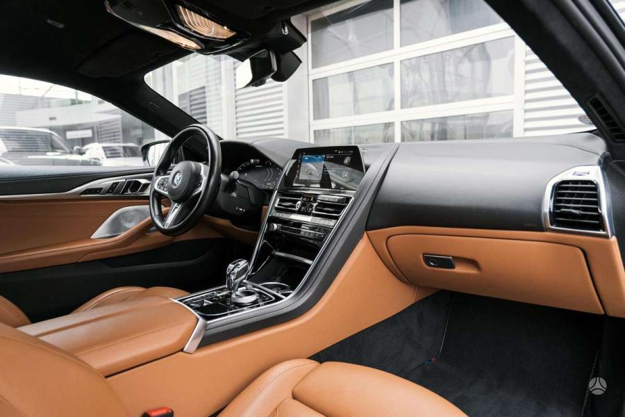 Синий БМВ M 850 2019 в Клайпеда, объемом двигателя 4.40 л и пробегом 84 тыс. км за 46600 €, фото 21 на AUTOMOTO.COM.LV